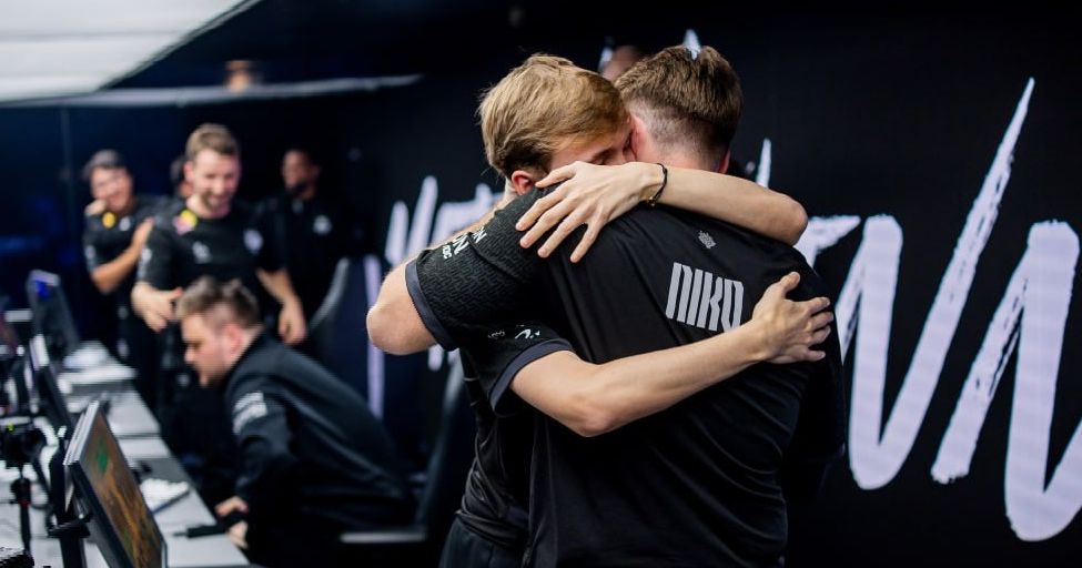 M0NESY ответил Zeus о возможном уходе NiKo из G2